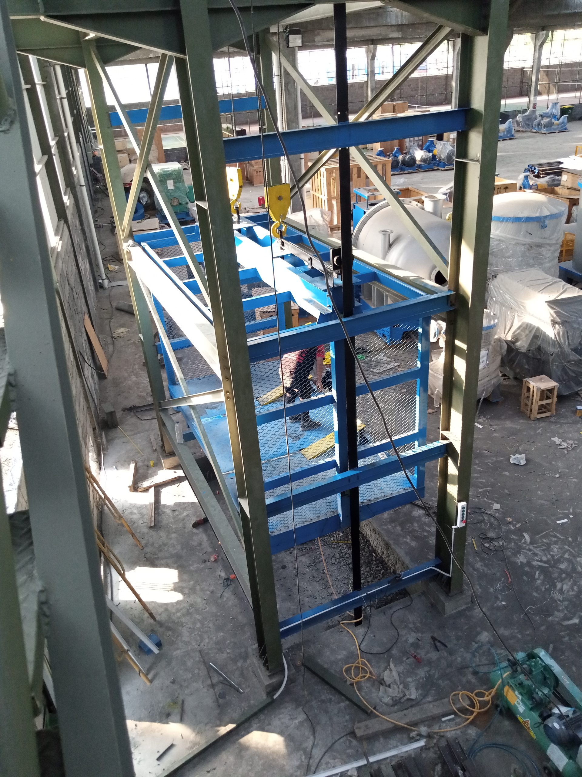 Harga Lift Barang 1000 Kg - KIYATAMA Engineering